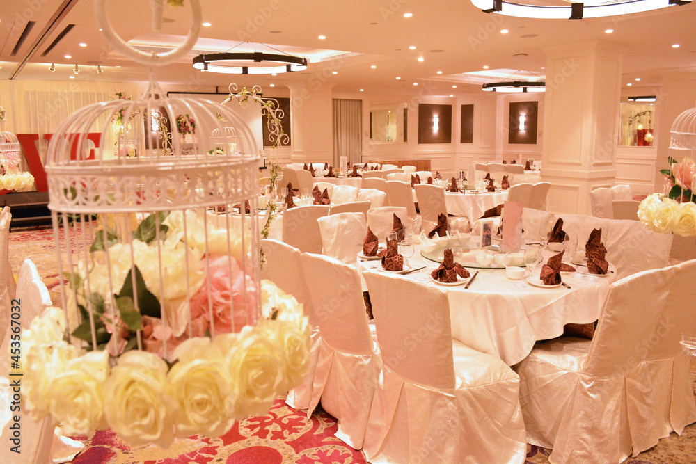 luxury wedding rom banquet sit down buffet party catering with flower decoration fusion halal ...
