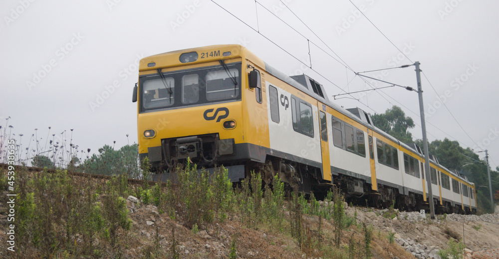 Automotora da empresa portuguesa de comboios Stock Photo | Adobe Stock