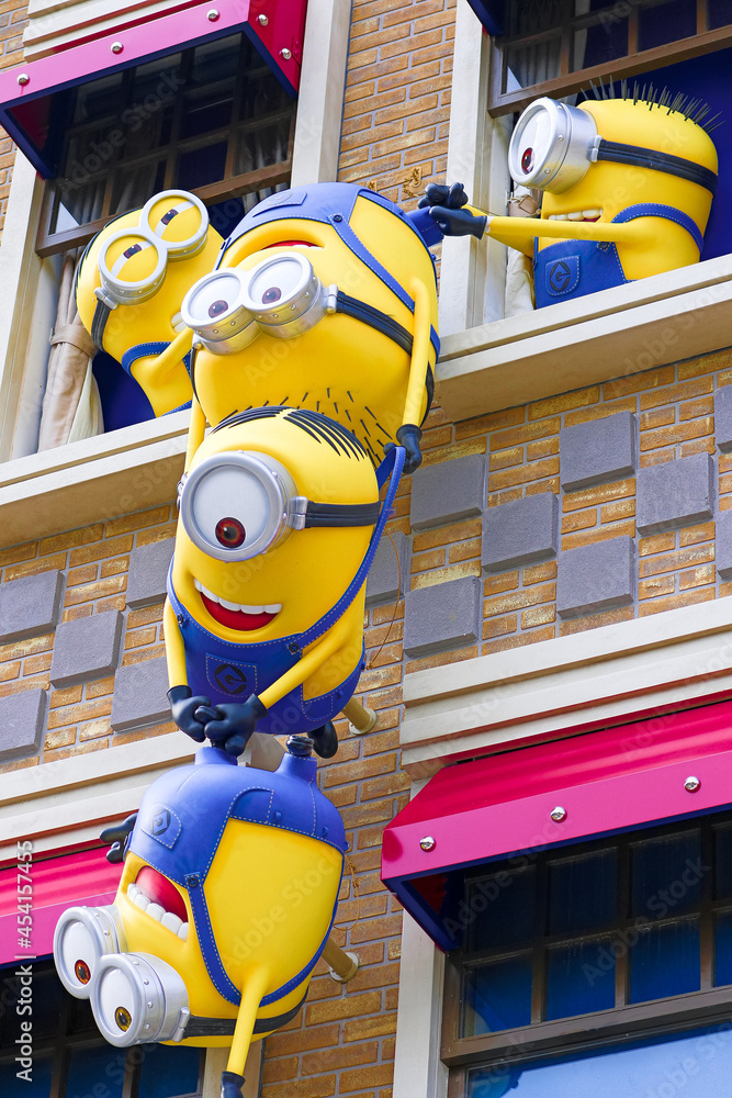 OSAKA, JAPAN - Nov 13, 2019 : Close up of HAPPY MINION statue in ...