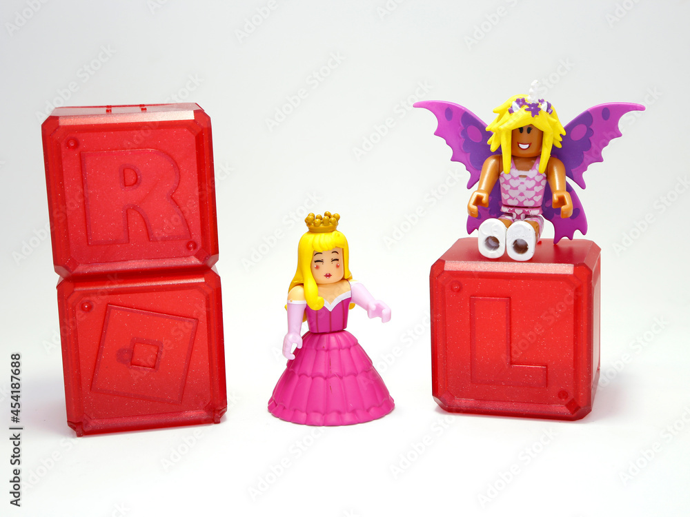Plastic toy figure with character from the Roblox video game. Roblox ...