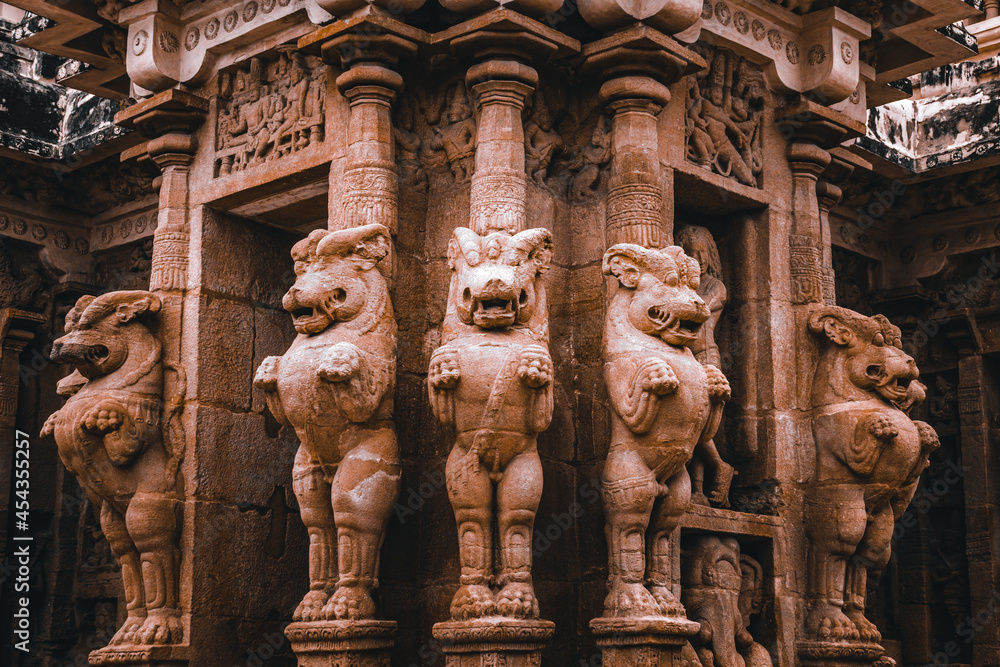 Beautiful Pallava architecture and exclusive sculptures at The ...