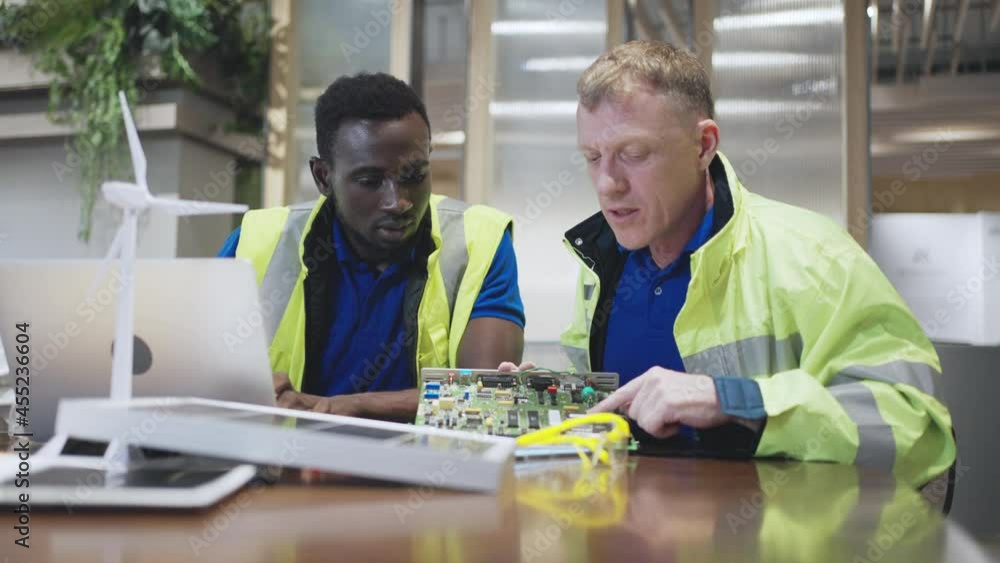 Video Stock Engineer and workman maintenance of alternative energy at ...