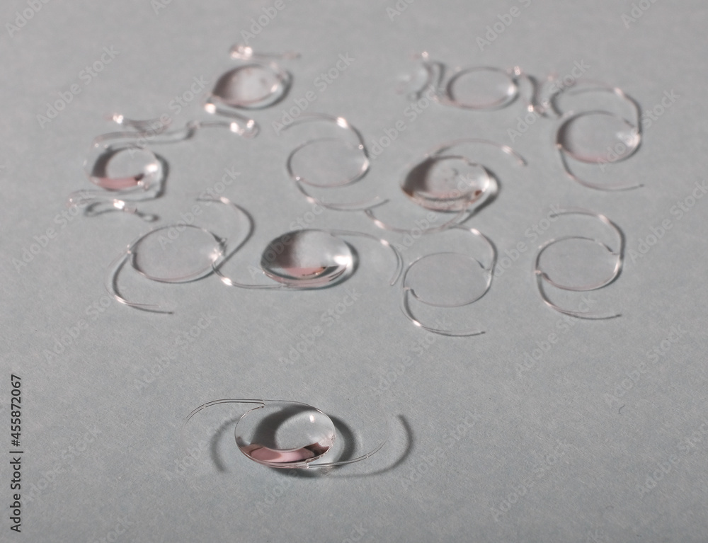 CLOSEUP PHOTO OF INTRAOCULAR LENS (IOL) FOR CATARACT SURGERY Stock ...