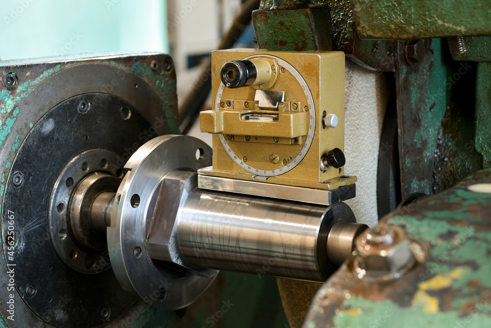Optical quadrant in the production of tapered mandrels for metal ...