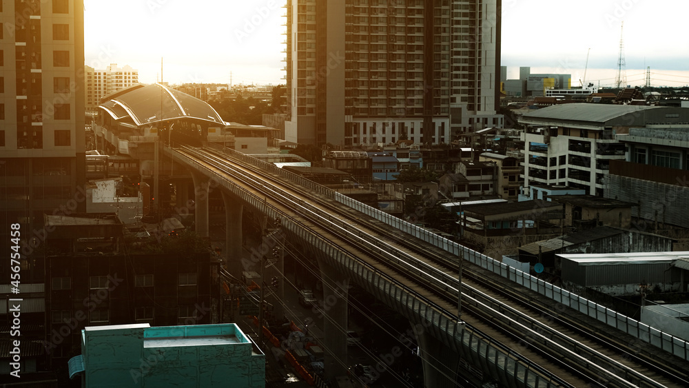 Sky Train railroad, The Sky train in Bangkok with building, BTS Sky ...