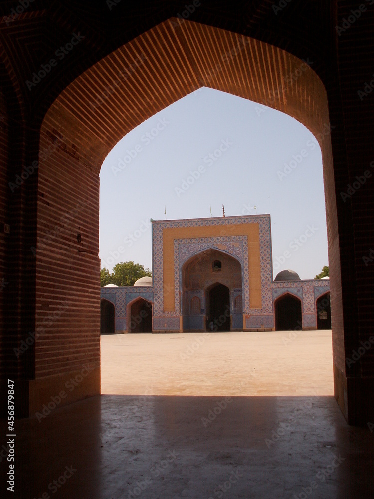 The Shah Jahan Mosque, also known as the Jamia Masjid of Thatta, is a ...