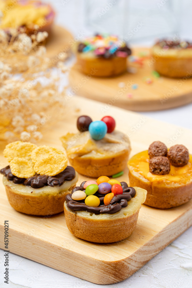 Martabak Mini or Martabak Mini Bangka with various Topping. The ...