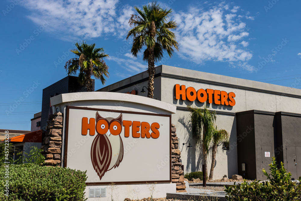 Hooters Dine In Restaurant Location. Hooters operates and franchises ...