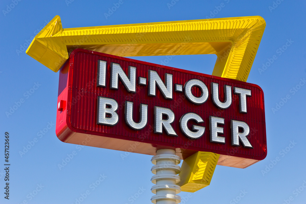 In-N-Out Burger Fast Food Location. In-N-Out is wildly popular in the ...