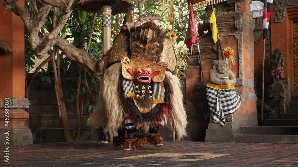 Traditional Indonesian Barong Dance with a lion and a monkey. Balinese ...