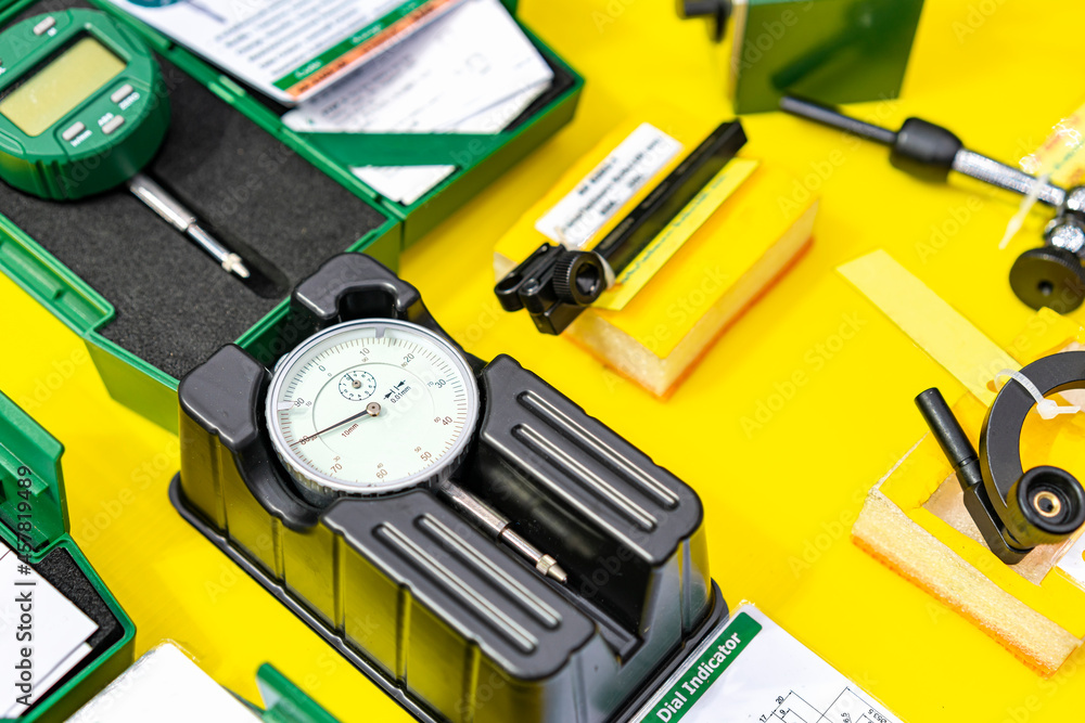 Accuracy and precision indicator dial gauge equipment for measuring ...
