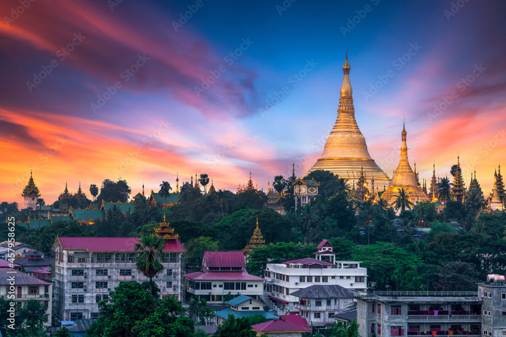 Shwedagon Pagoda attraction in Yagon City with blue sky background ...