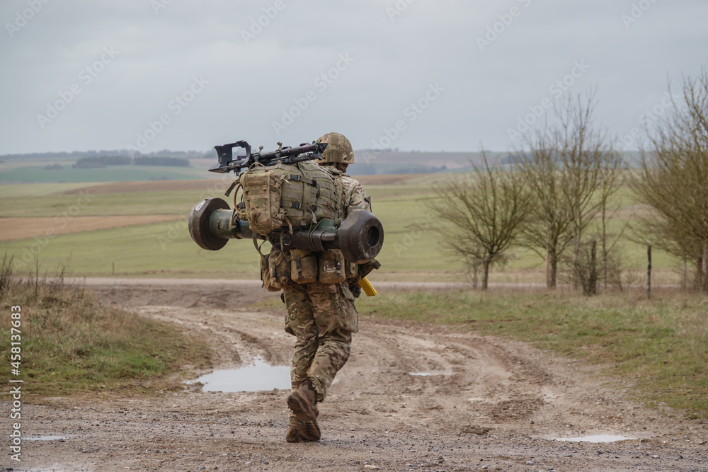army soldier completing an 8 mile tabbing exercise with fully loaded ...