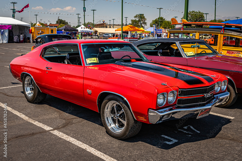 1970 Chevrolet Chevelle SS Hardtop Coupe Photos | Adobe Stock
