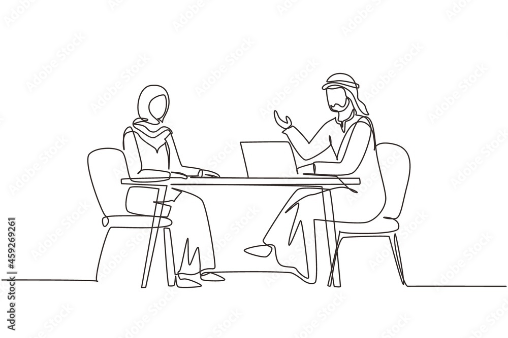 Continuous one line drawing Arabian man journalist interviewing girl at ...