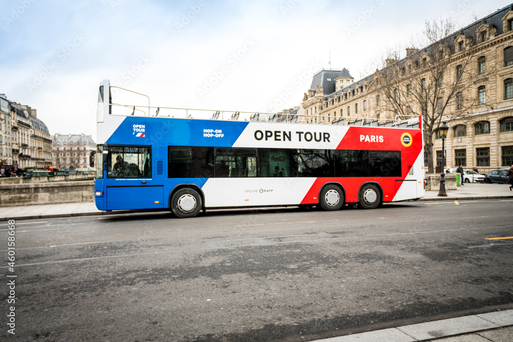 PARIS, FRANCE - February 14, 2018 : Tourist Bus in Paris, France Paris ...