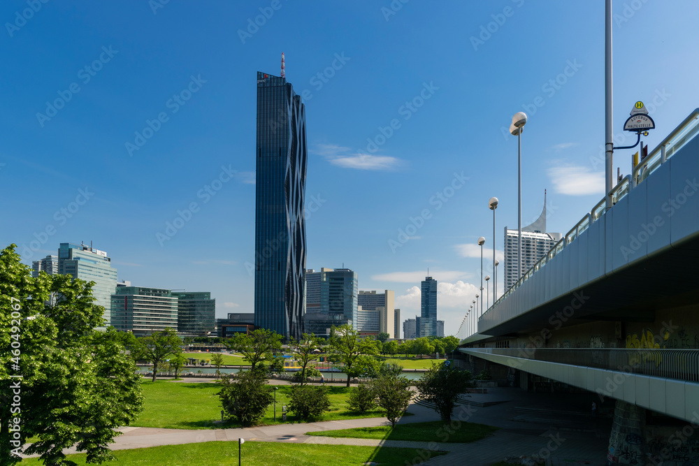 Foto de 1 June 2019 Vienna, Austria - Donaucity (DC) Tower, Regus ...