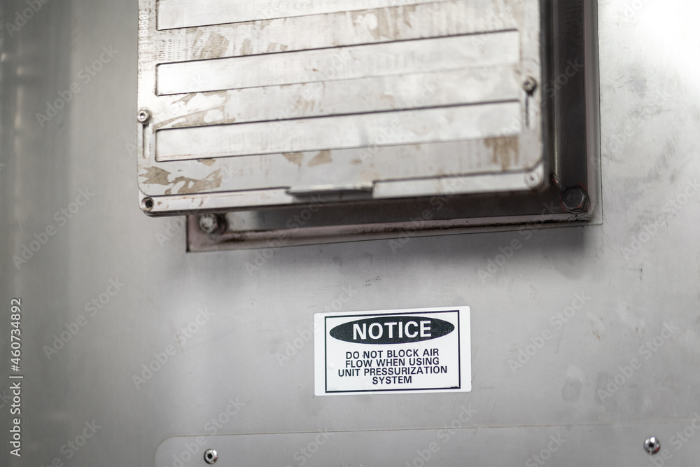Caution information sticker "Do not block air flow ventilation" system ...