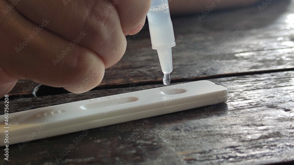 Using rapid test for COVID-19, quick fast antibody point of care ...