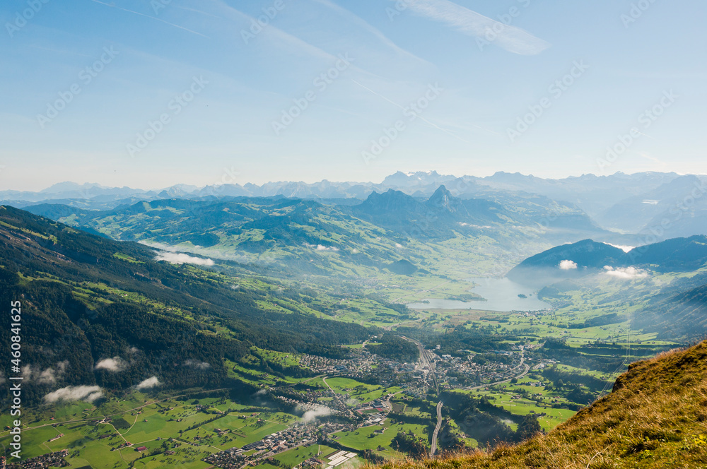 Rigi, Lauerzersee, Seewen, Schwyz,Arth, Goldau, Bergbahnen, Wanderweg, Aussichtspunkt, Grosser ...