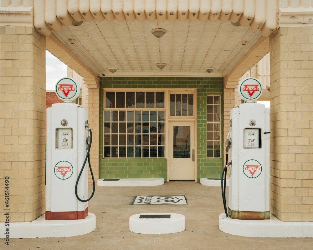 Conoco Gas Station