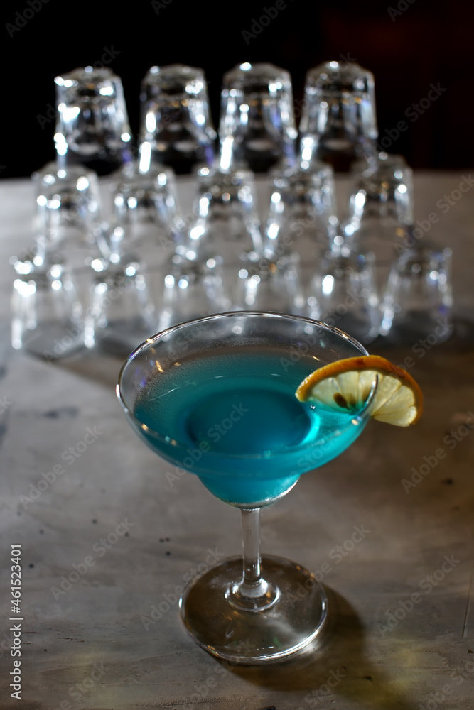 Colorful Cocktails in the nightlife, Drinks of late night tourists ...