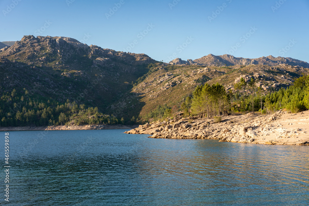 Landscape of Lake and mountains in Vilarinho das Furnas Dam in Geres ...