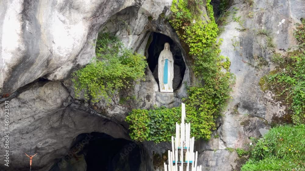 Lourdes, France - August 28, 2021: A statue of the virgin Mary in the ...