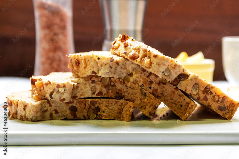 Super grains sliced bread. Health food to reduce high blood pressure ...