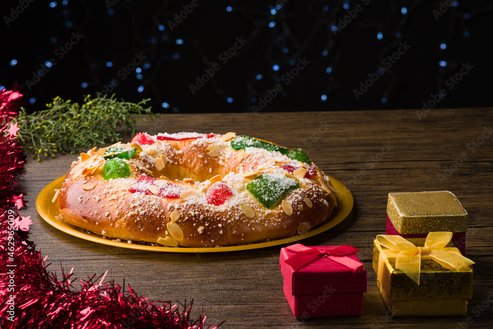 traditional spanish christmas cake. Roscon de reyes o rosca de reyes is ...