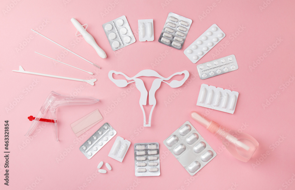 Foto de Gynecological examination instruments and treatments for ...