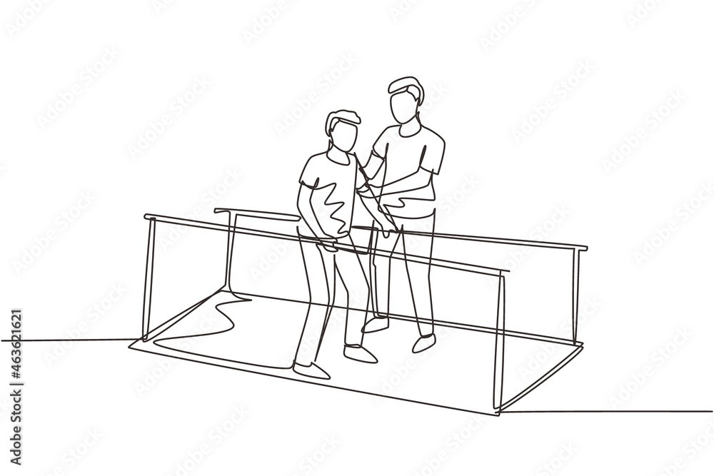 Continuous one line drawing isometric doctor physiotherapist helping ...