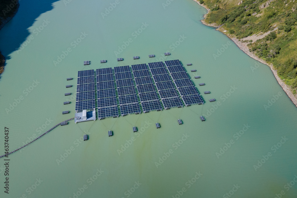 floating solar panels, renewable energy Stock Photo | Adobe Stock