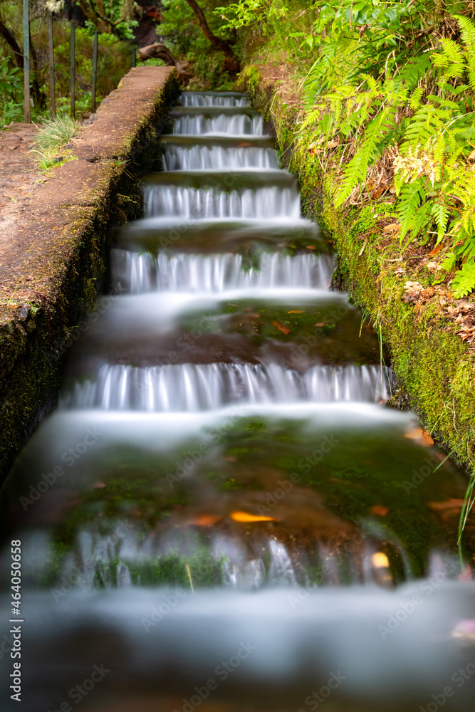 Levada Madeira Kaskade Treppe Stufen Wasserfall Portugal Insel ...