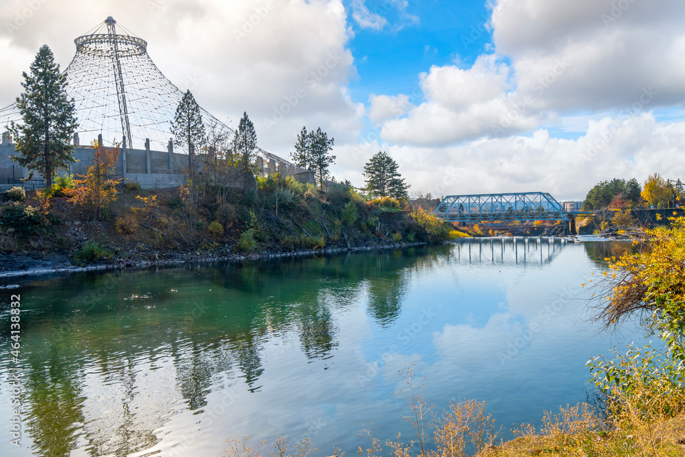 Spokane River in downtown Spokane, Washington, USA, alongside ...