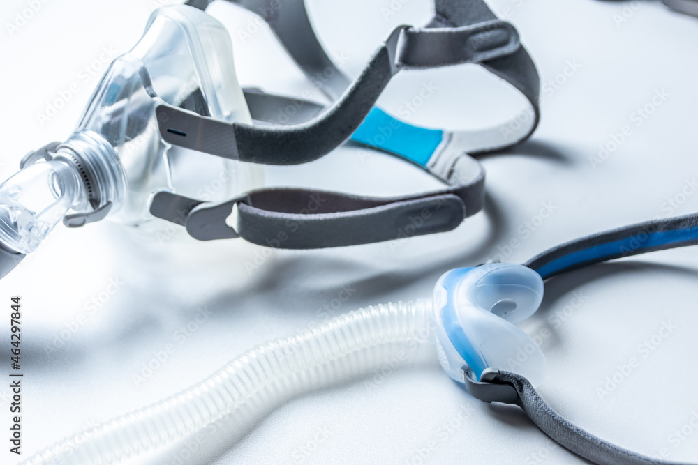 CPAP mask against obstructive sleep apnea helps patients respirator ...