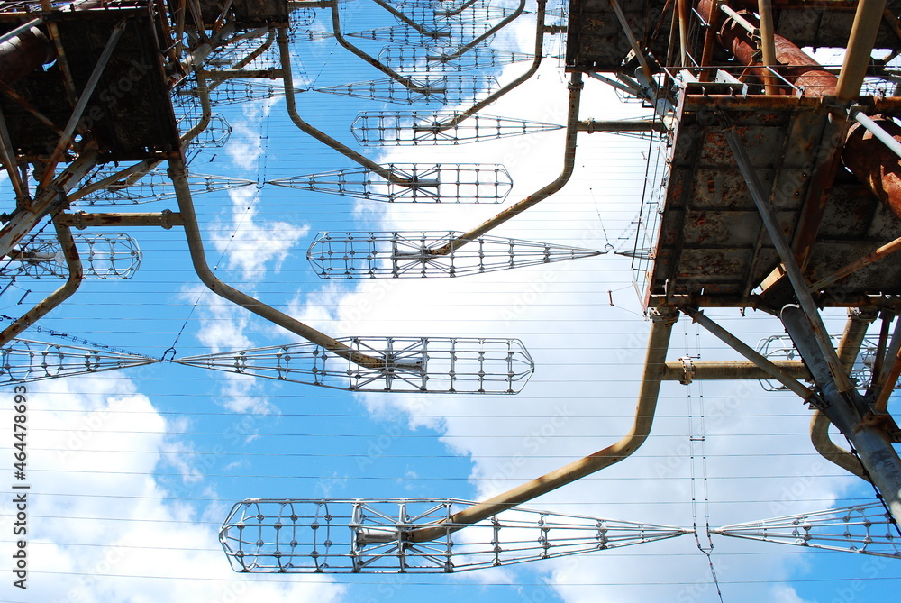 The array at Chernobyl, duga radar, russian Woodpecker, Urbex ...