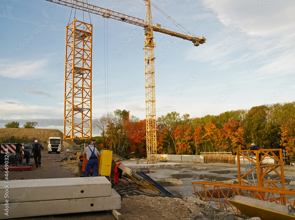 Installation of a lattice boom crane on the construction site Stock ...