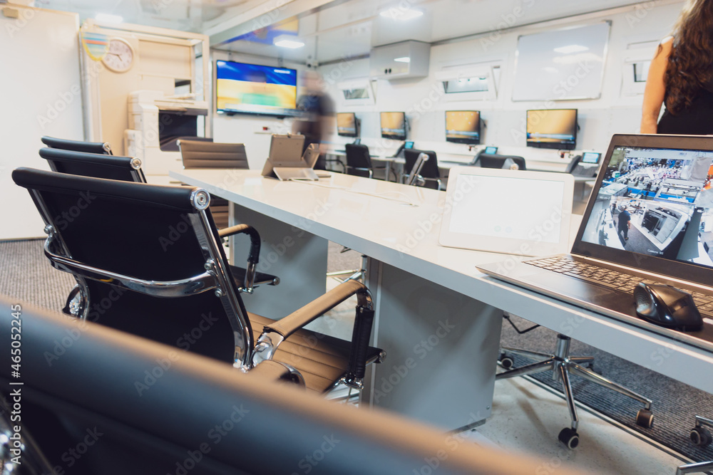 Autonomous mobile emergency control room. Emergency control room ...