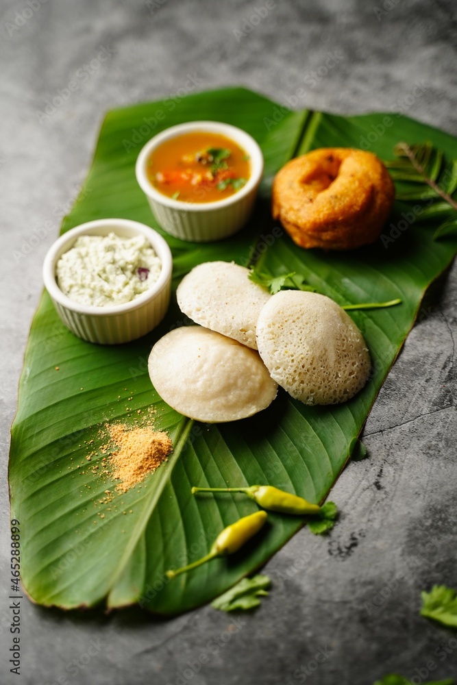 Vegetarian South Indian breakfast thali - Idli vada sambar chutney ...