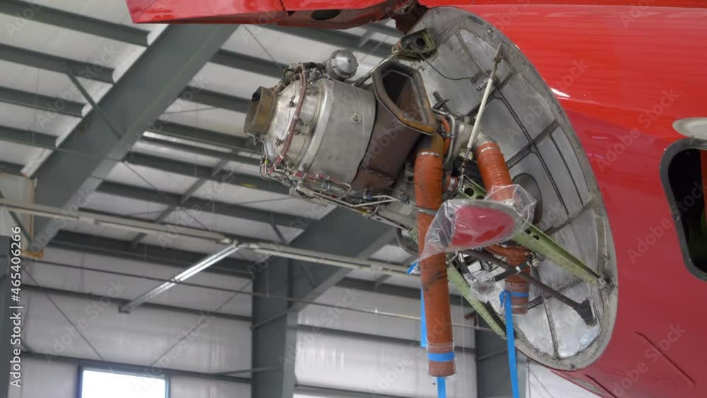 APU, Auxiliary Power Unit Exposed on Aircraft in Maintenance. Stock 비디오 ...