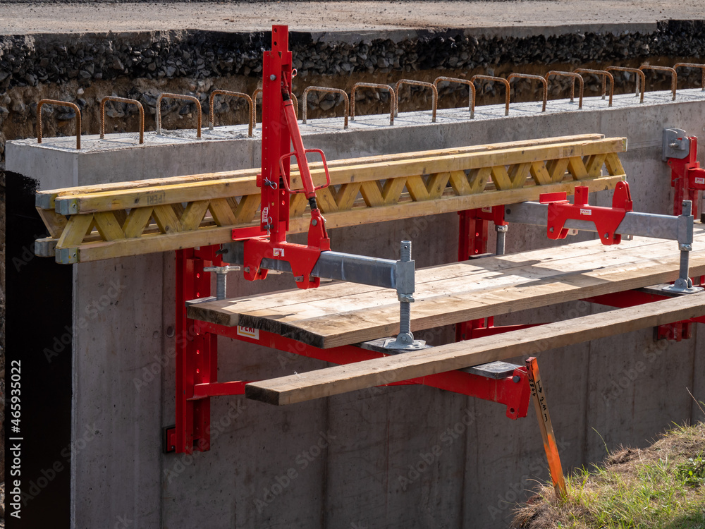 Modular formwork panel system for casting reinforced concrete Stock ...