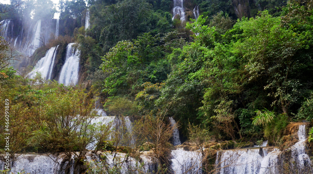 Namtok Thi Lo Su Waterfall largest highest waterfalls at Thailand in ...