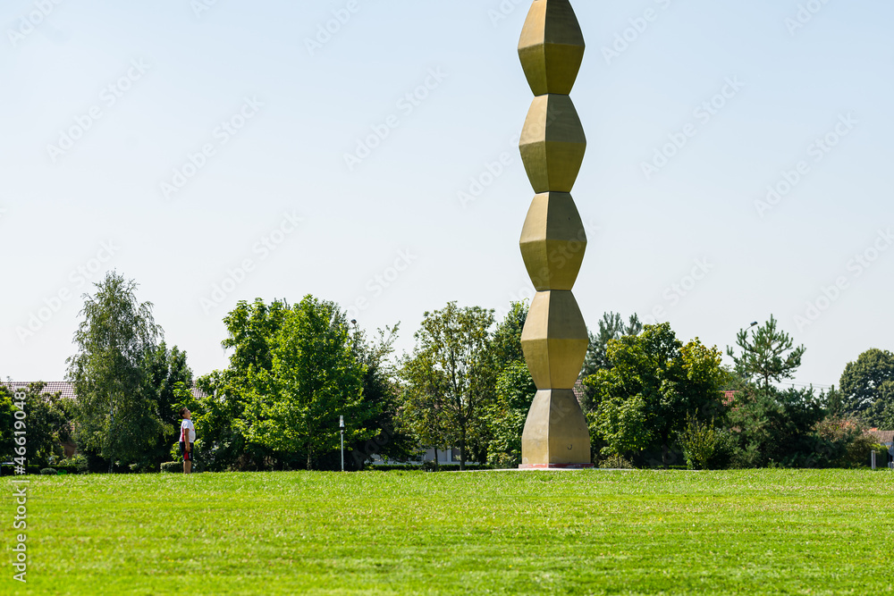 The Endless Column (Column of Infinite or Coloana Infinitului ...
