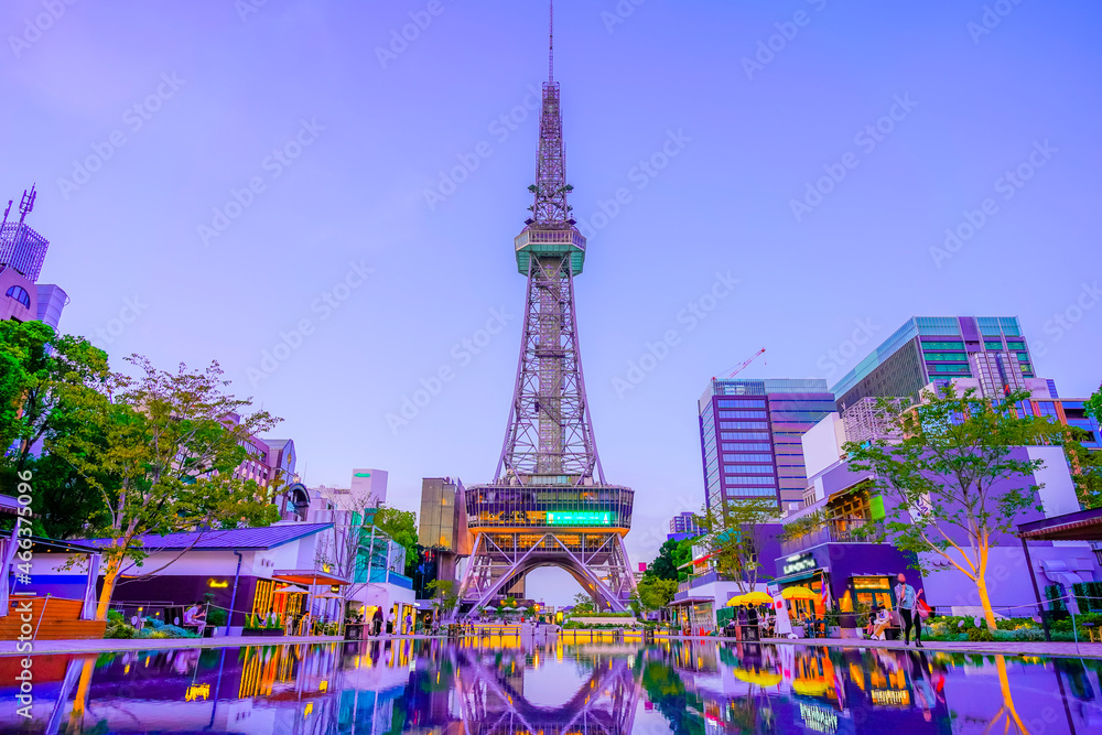 夕暮れの名古屋テレビ塔 Stock Photo | Adobe Stock
