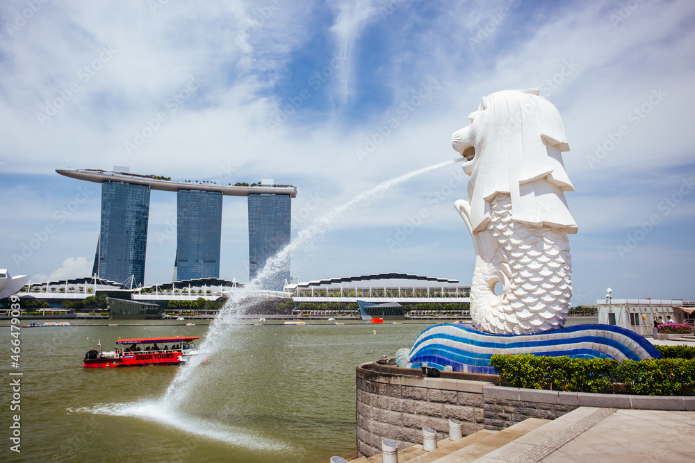 Marina Bay Sands and Merlion Display in Singapore Stock Photo | Adobe Stock