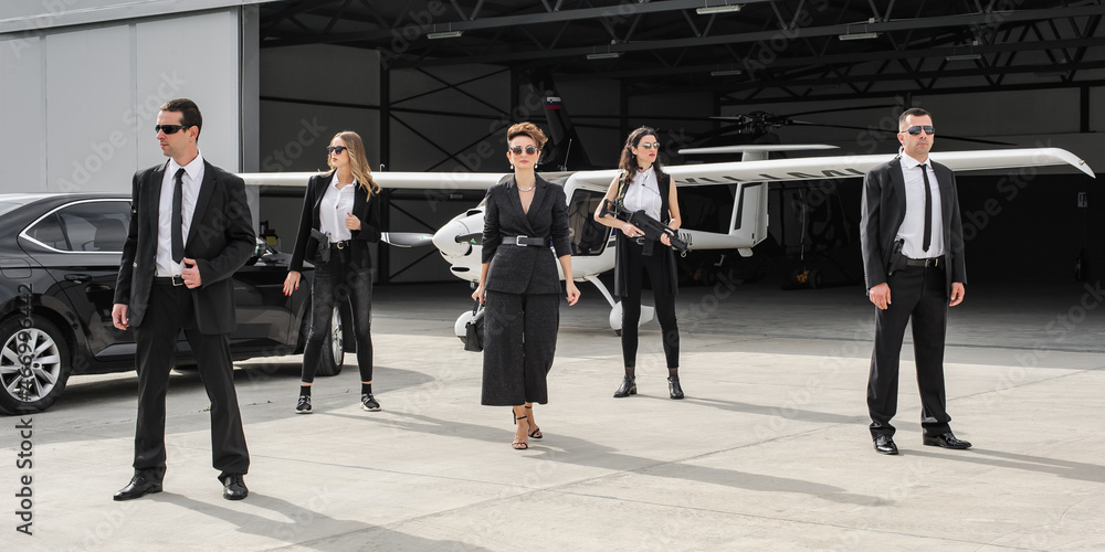 Female male security bodyguards team protect VIP celebrity public ...