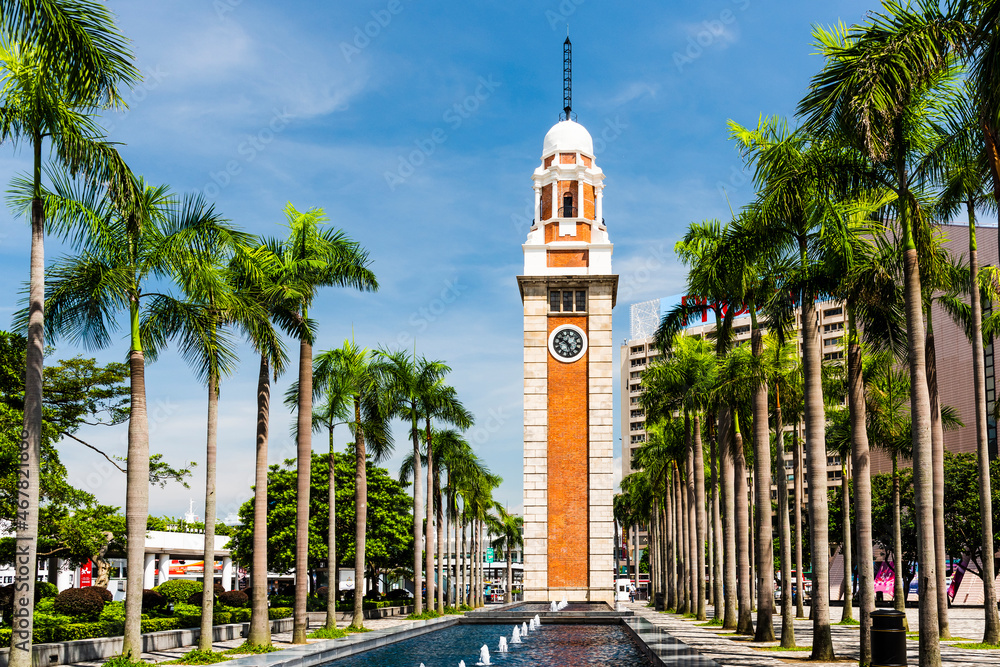 Building view of the clock tower in front of the Hong Kong Cultural ...