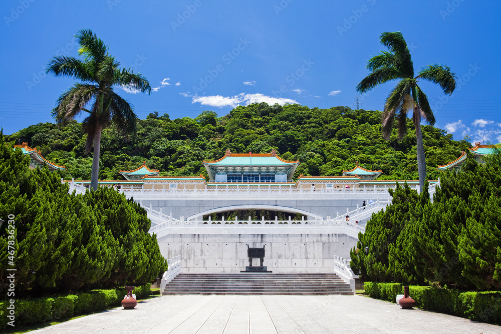 Building view of the Entrance of the Taiwan National Palace Museum in ...