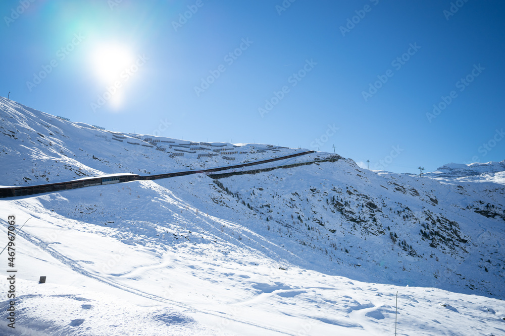 Fotografia do Stock: Matterhorn, Zermatt, Skiing, Winter Hiking ...